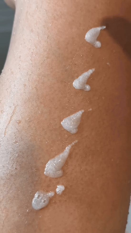 Advanced Triple-Acid Complex for Hyperpigmentation – Strawberry